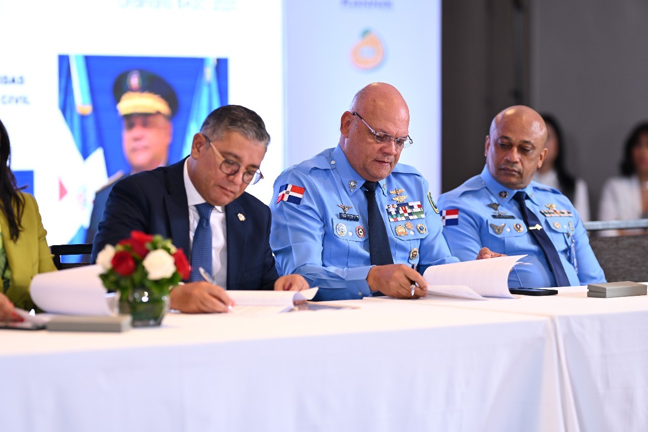 CESAC y BASC firman acuerdo interinstitucional para fortalecer la ...